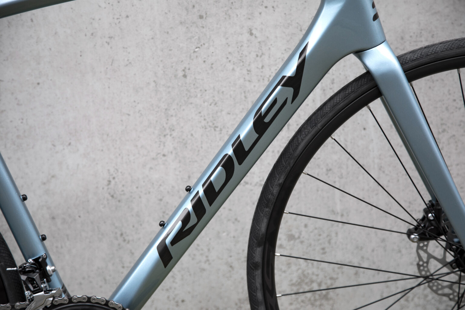 RIDLEY FENIX DISC ULTEGRA ROAD BIKE - Bike Check Studio
